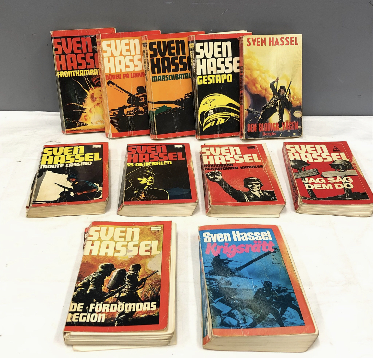 11 st Böcker Sven Hassel Militära Roma… | Auktion.se